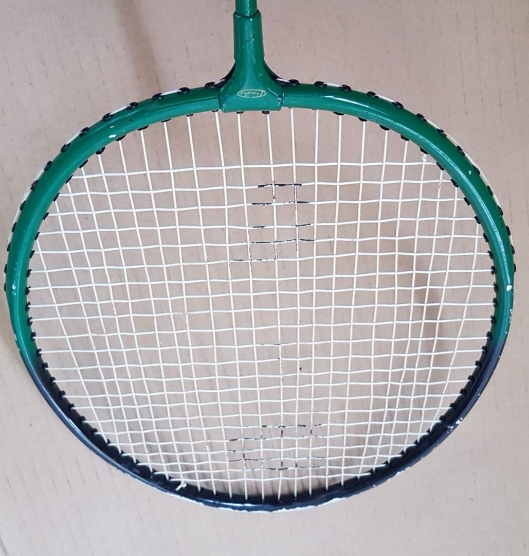 U-POINT Badminton Racket, Model Ultra D200 in Green and Black, Sports ...