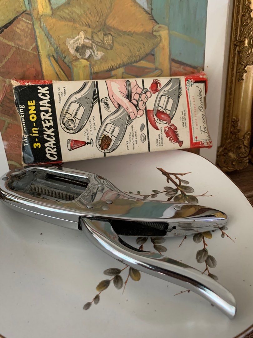 VINTAGE 1981 CHROME FINISH CRACKERJACK ENGLAND NUTCRACKER, Hobbies ...
