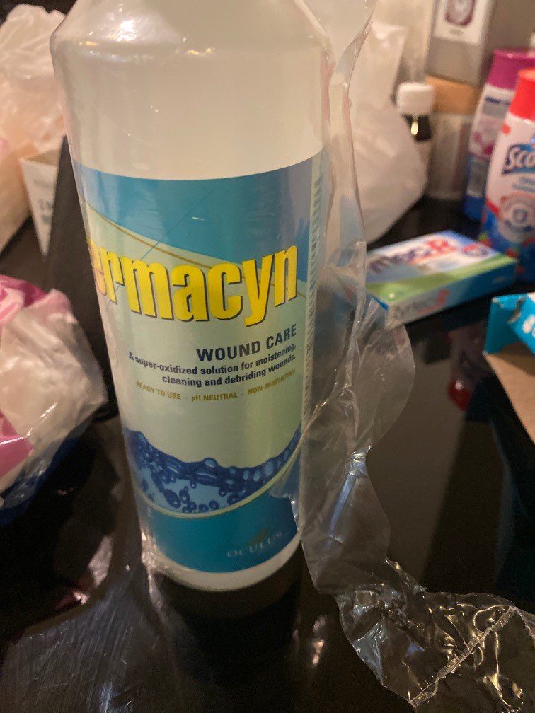 wound care solution, Health & Nutrition, Medical Supplies & Tools on Carousell