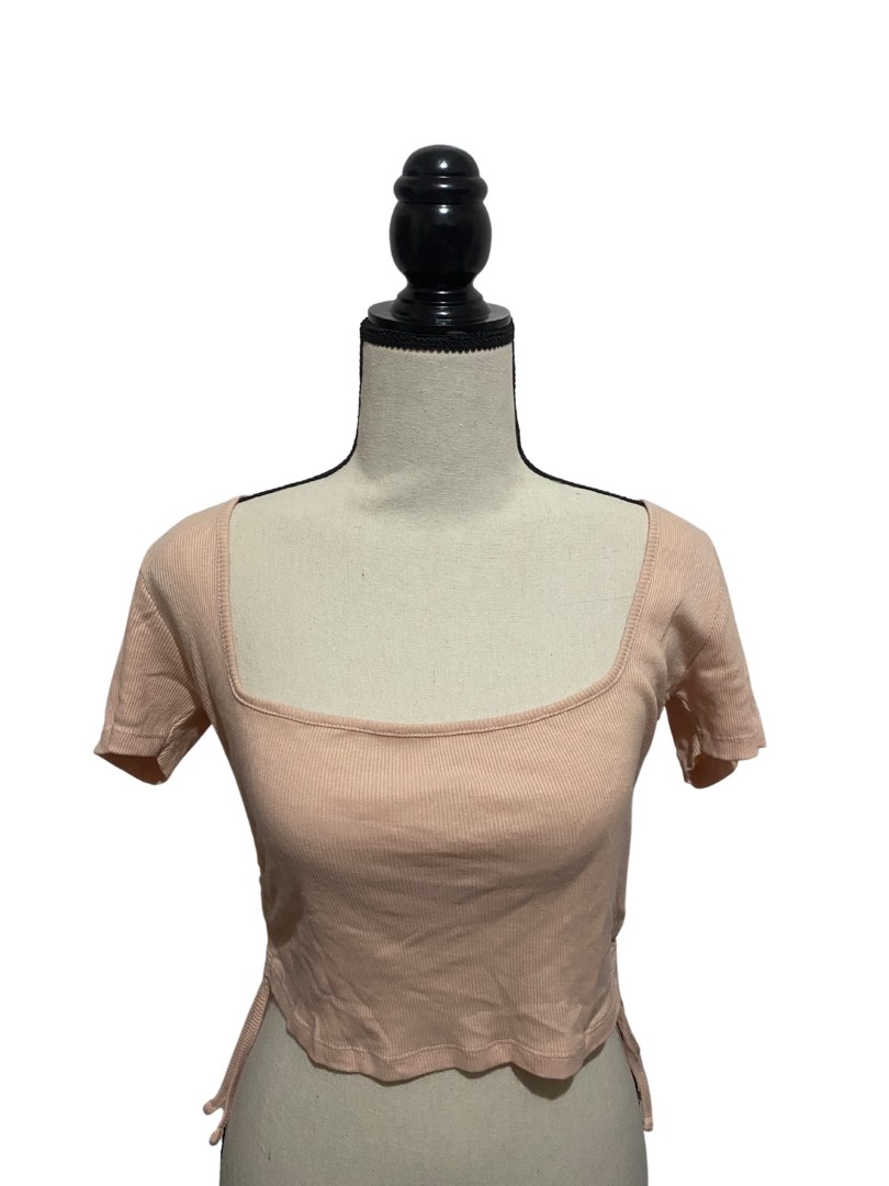 ZARA LIGHT PINK SQUARE NECK CROP TOP on Carousell