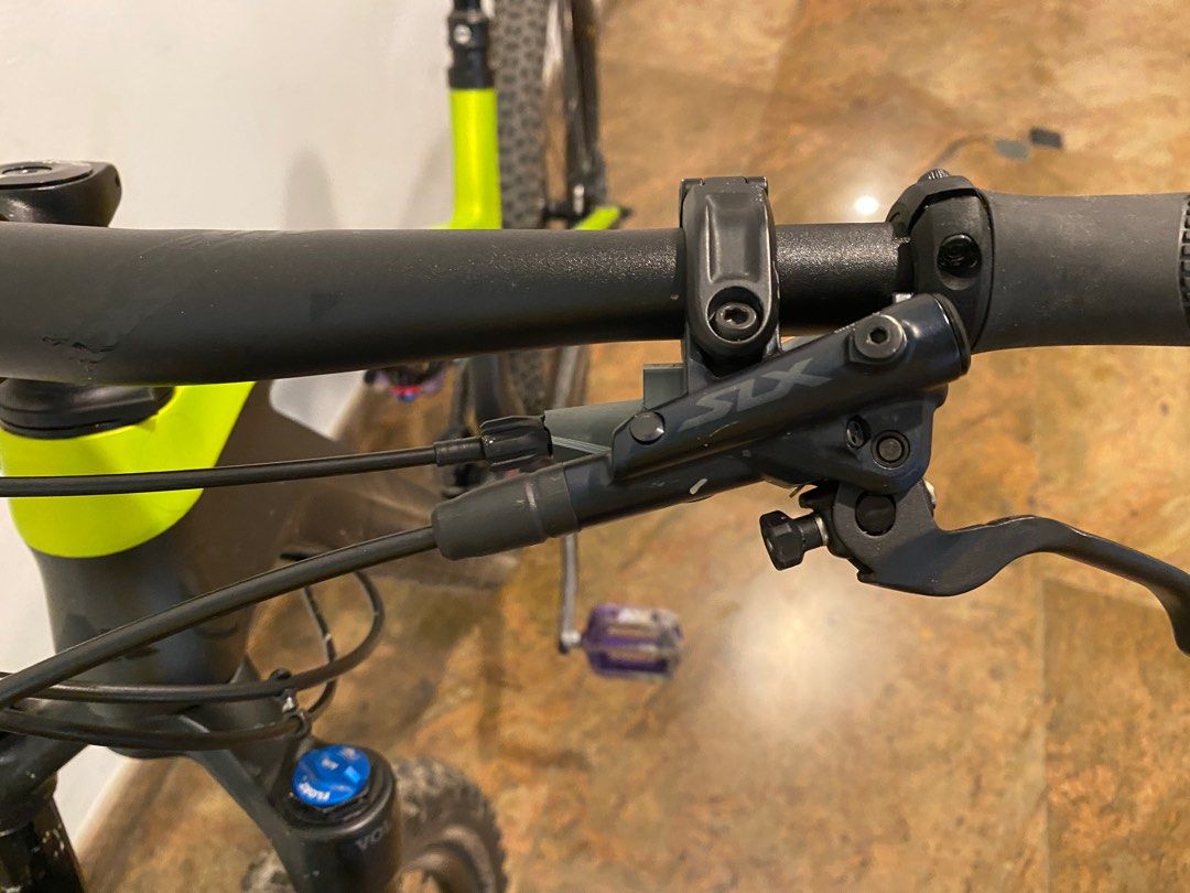2020 canyon neuron CF medium, Sports Equipment, Bicycles & Parts ...