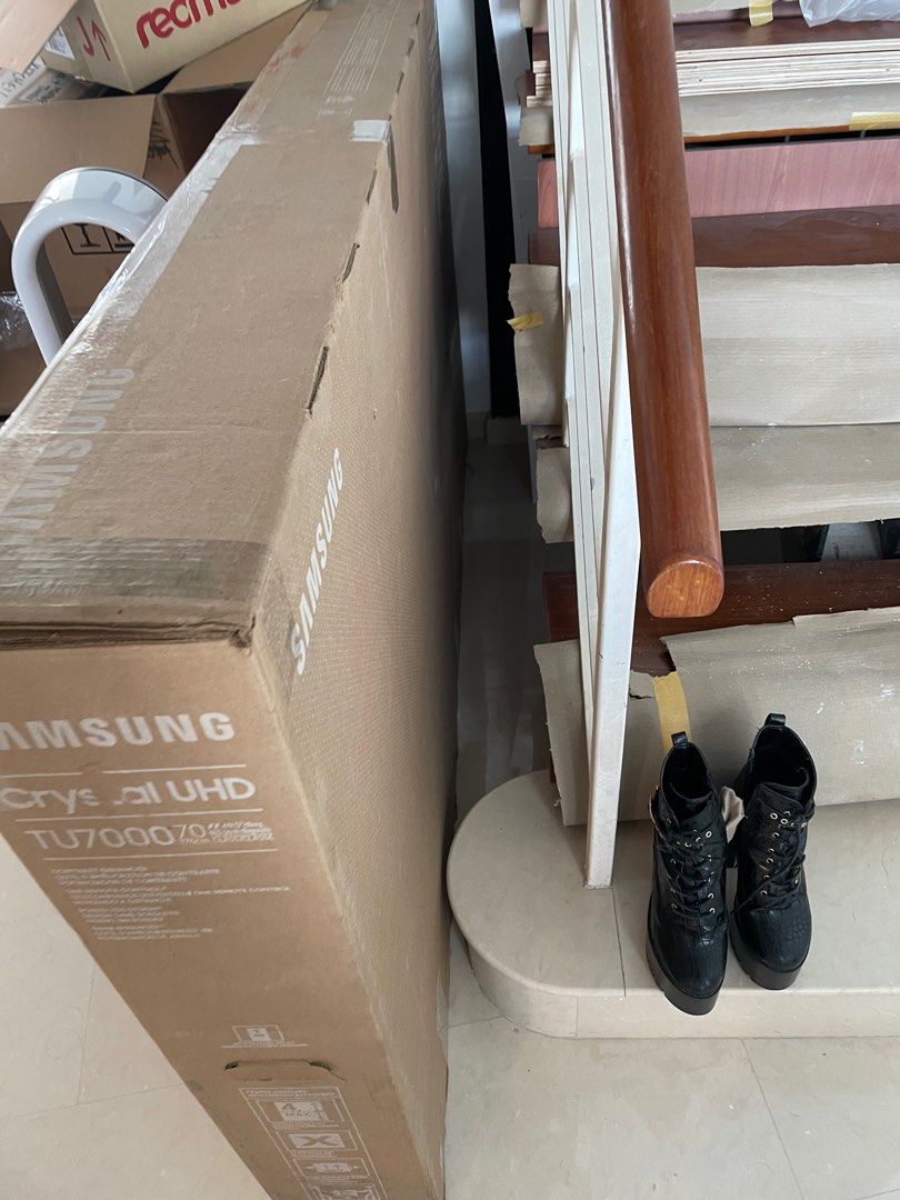 70 inch Samsung box only, TV & Home Appliances, TV & Entertainment, TV ...