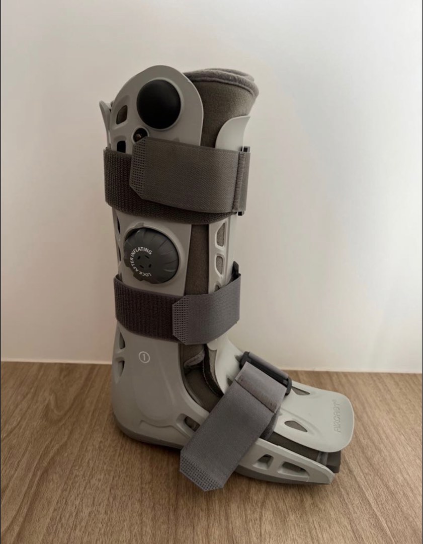 Airboot S size (dJo), Health & Nutrition, Assistive & Rehabilatory Aids ...