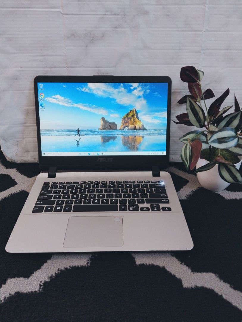 Asus X407UF Core i3 Gen 6, Elektronik, Komputer, Laptop di Carousell
