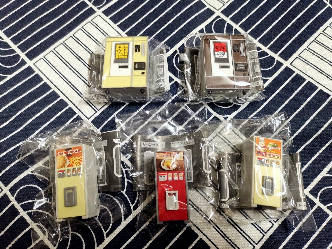 Authentic JDream Retro Vending Machine Mascot (Complete set of 5), Hobbies & Toys, Toys & Games ...