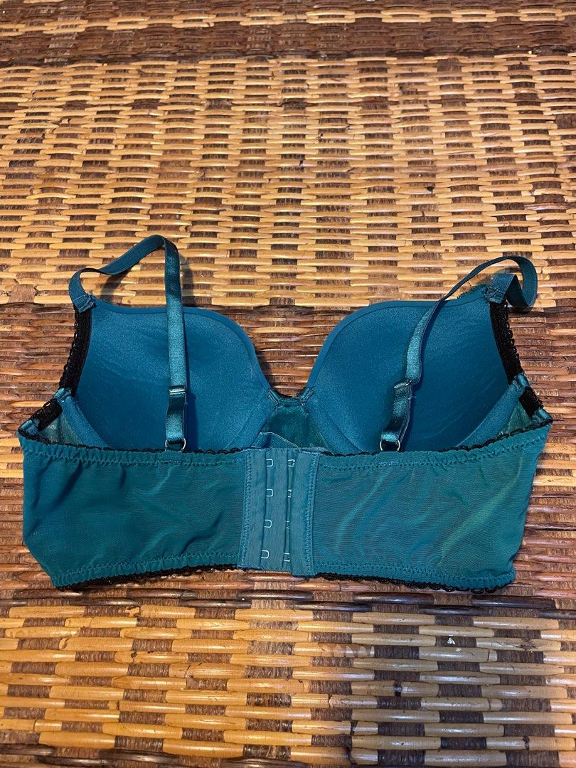 BrasNthings 32B, Women's Fashion, New Undergarments & Loungewear on ...