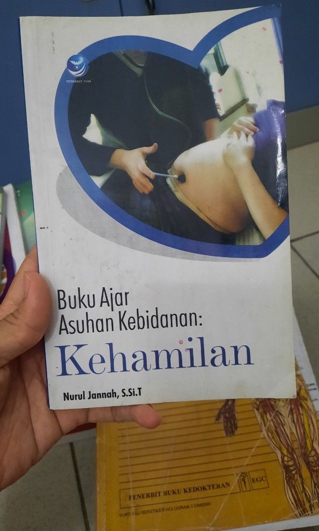 Buku ajar asuhan kebidanan kehamilan, Buku & Alat Tulis, Buku Pelajaran di Carousell