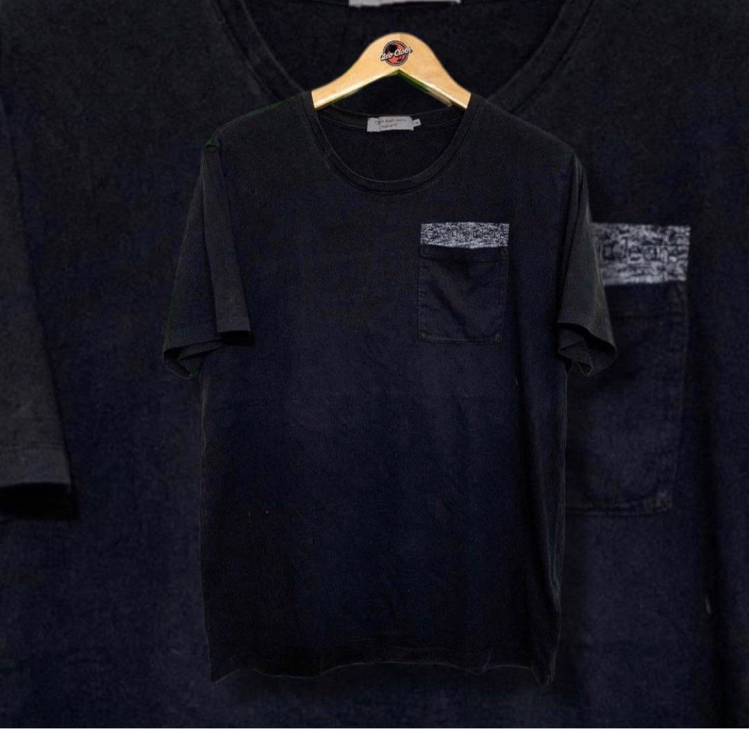 Calvin Klein Basic Pocket, Fesyen Pria, Pakaian , Atasan di Carousell