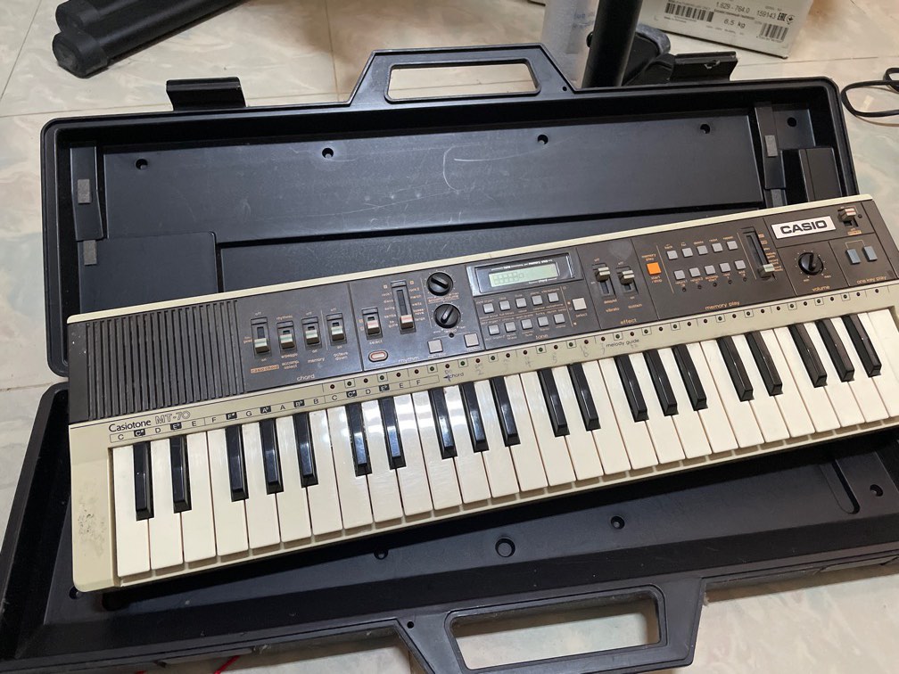 Casiotone MT-70 Casio, Hobbies & Toys, Music & Media, Musical ...