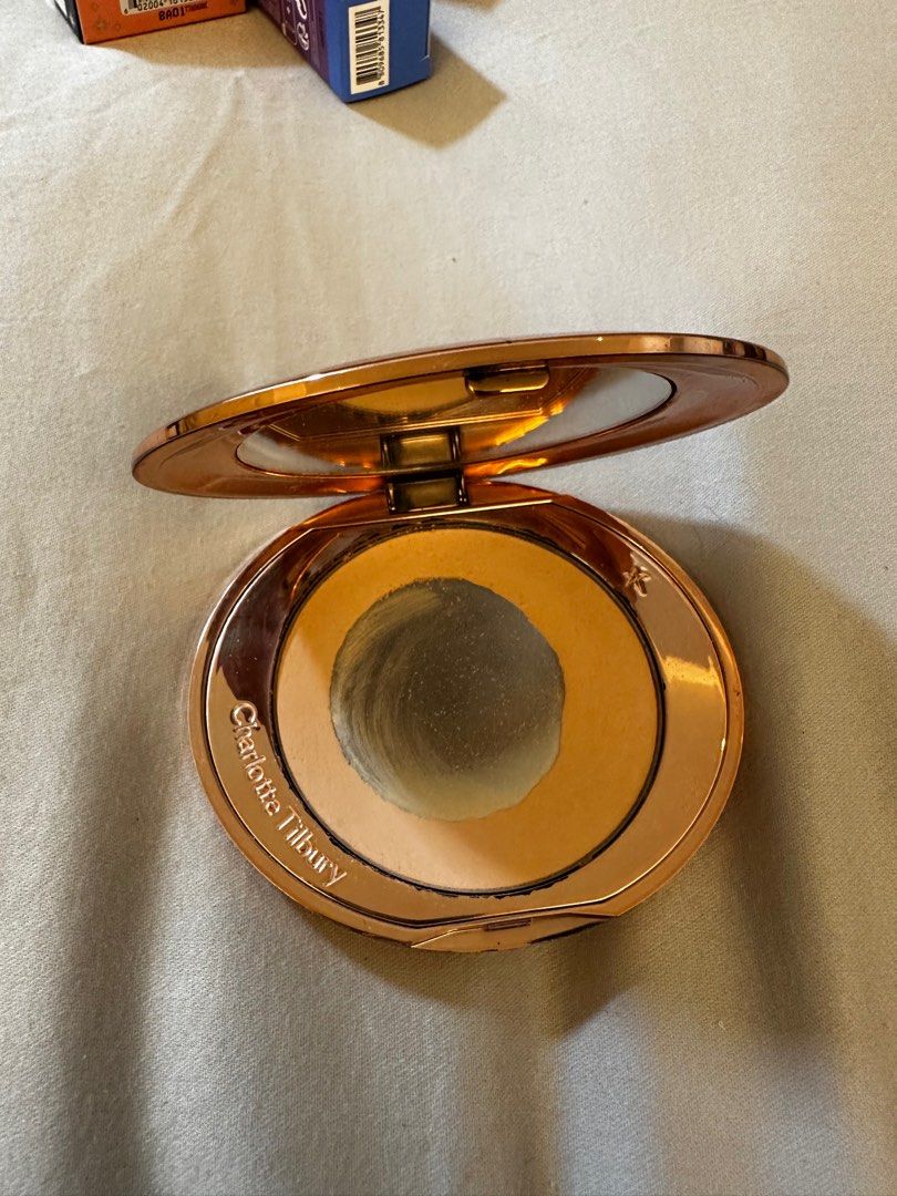 Charlotte tilbury compact, Beauty & Personal Care, Face, Makeup on Carousell