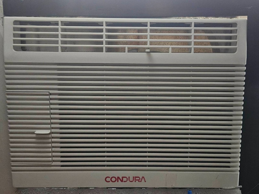 Condura (6s) 0.5HP window type aircon, TV & Home Appliances, Air ...
