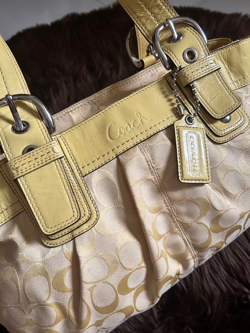 Decluttering Sale Authentic Coach F13742 Yellow Soho Pleated Tote Bag ...