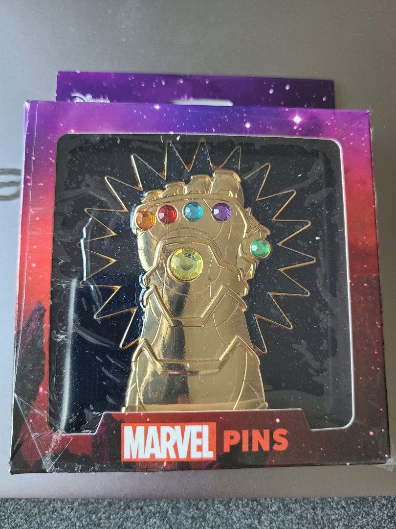 Disney Marvel infinity gauntlet jumbo pin Limited Release LR, 興趣及遊戲, 收藏 ...