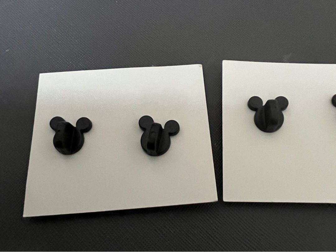 Disney Tsum Tsum Collectible Pin Pack, Hobbies & Toys, Collectibles ...