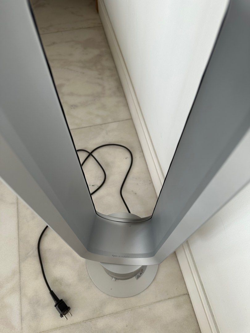 Dyson AM02 Air Multiplier (silver), Furniture & Home Living, Lighting ...