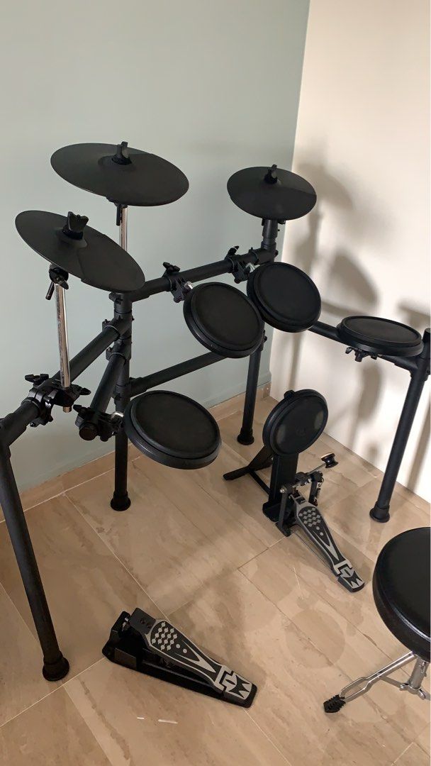 Electronic drum set without drum module., Hobbies & Toys, Music & Media ...