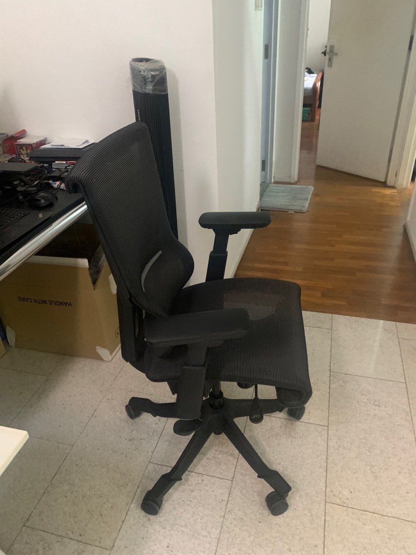 ErgoTune Classic Ergonomic Chair, Furniture & Home Living, Furniture ...