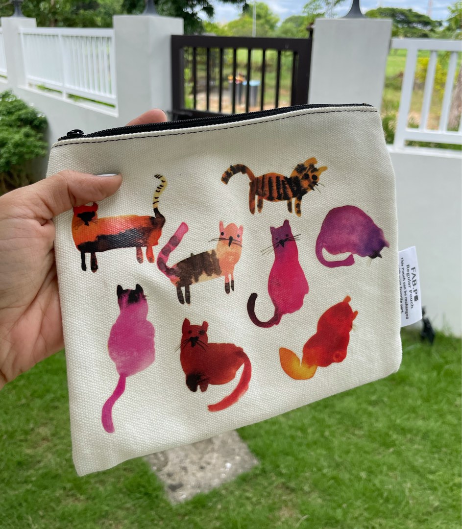 Fab P. Canvas Cat pouch on Carousell
