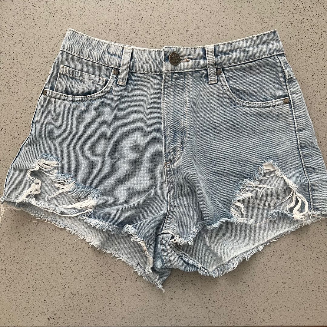 Factorie Ripped Denim Shorts, Women's Fashion, Bottoms, Shorts on Carousell