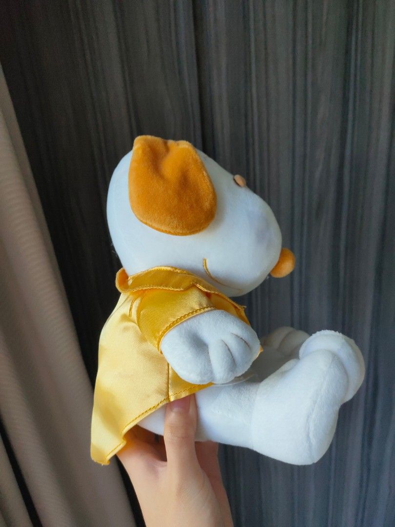 Golden Snoopy Plushie/Stuff Toy, Hobbies & Toys, Toys & Games on Carousell