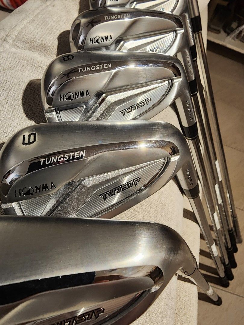 Honma 757P Irons, Sports Equipment, Sports & Games, Golf on Carousell