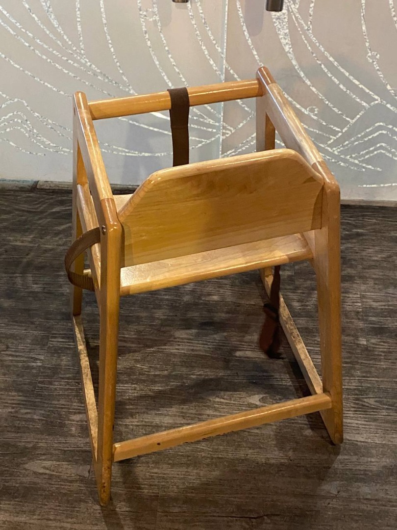 Infant Chair, Furniture & Home Living, Furniture, Chairs on Carousell