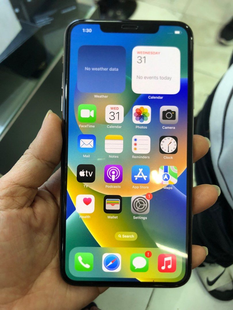 iPhone 11 promax 256gb factory unlocked, Mobile Phones & Gadgets ...