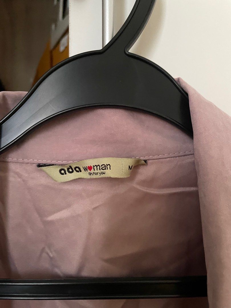 Jas Pink merk Ada, Fesyen Wanita, Pakaian Wanita, Baju Luaran di Carousell