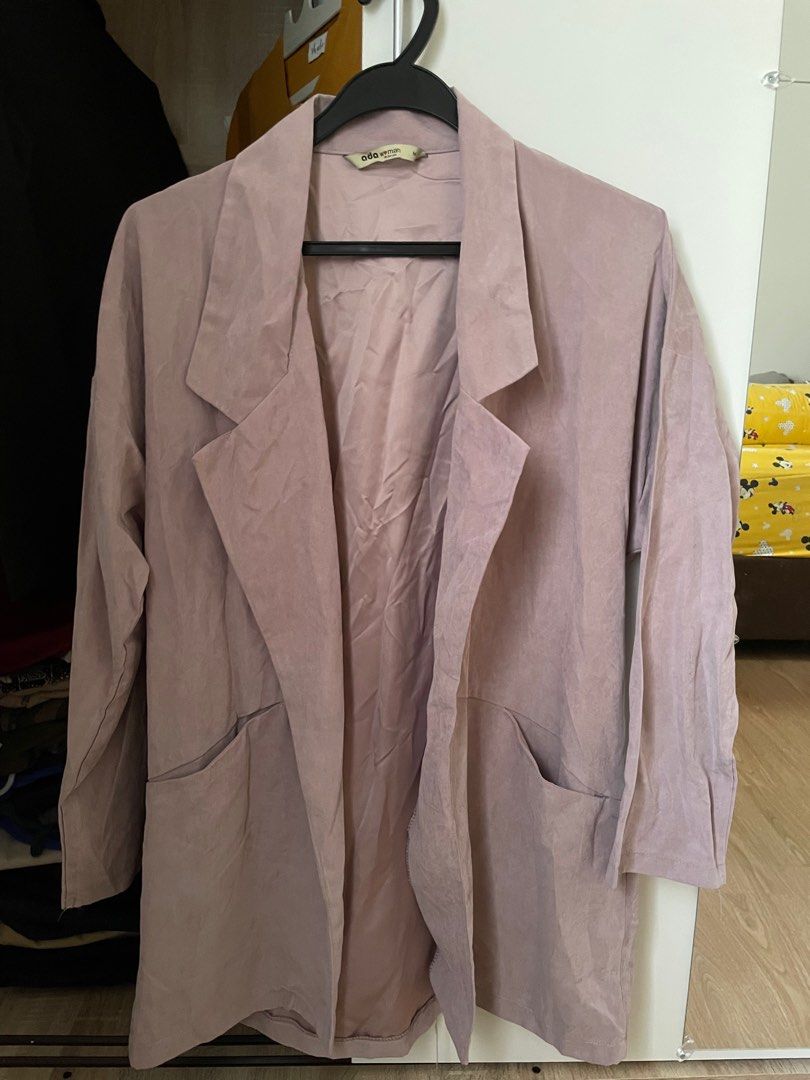 Jas Pink merk Ada, Fesyen Wanita, Pakaian Wanita, Baju Luaran di Carousell