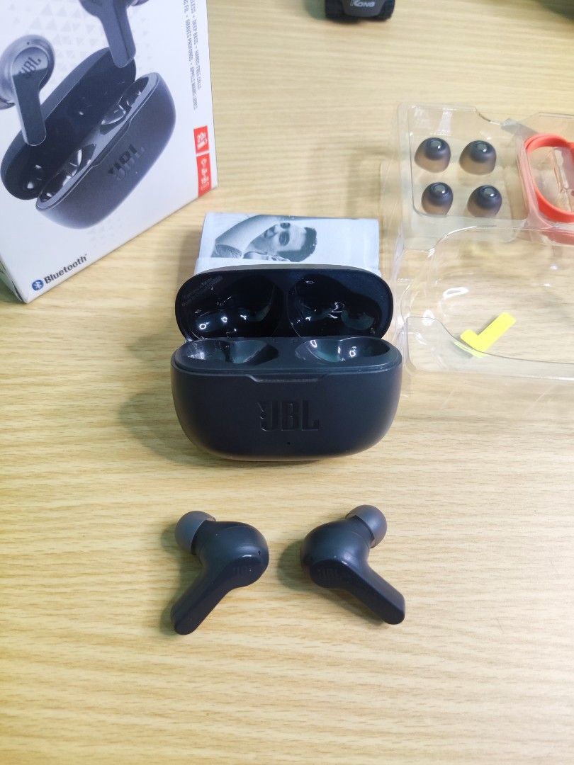 JBL Wave 200 TWS Headset Bluetooth, Elektronik, Audio di Carousell
