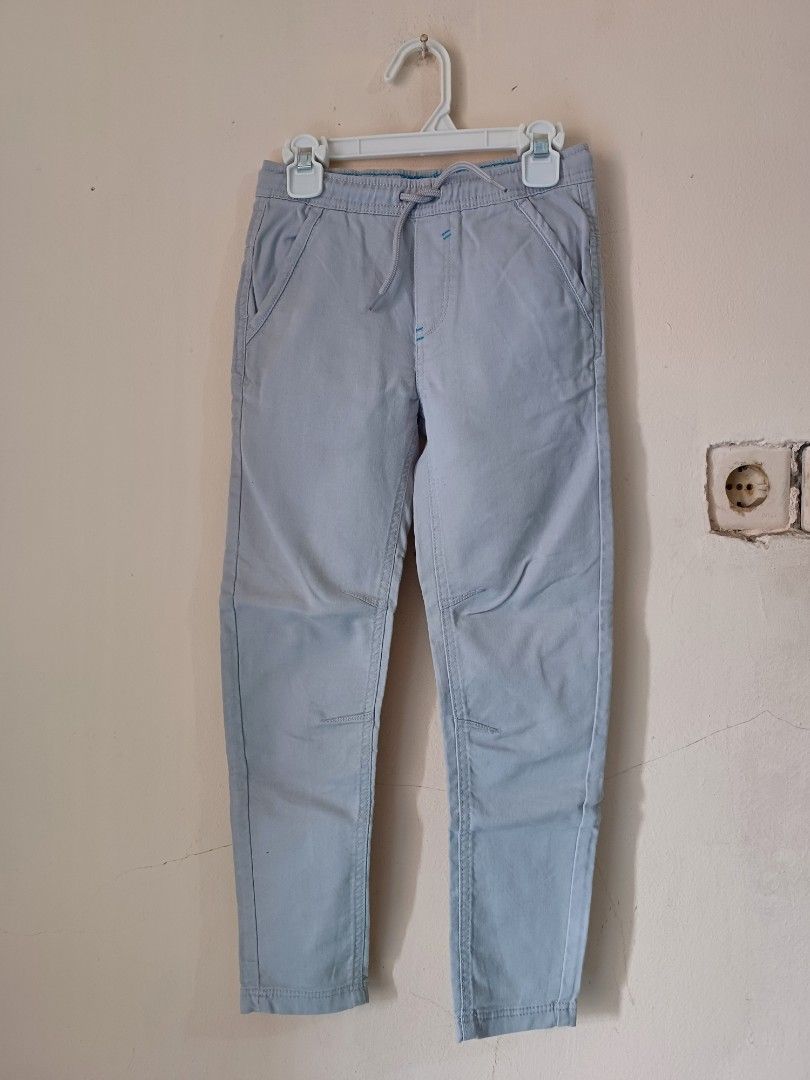 Jogger anak warna abu2 muda (light grey) Merk OVS size 7-8, Bayi & Anak ...