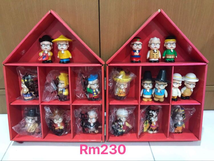 KFC FIGURE, Hobbies & Toys, Collectibles & Memorabilia, Fan Merchandise ...