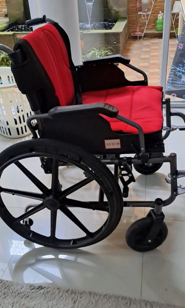 Kursi roda jumbo, Bayi & Anak, Kereta, Kursi Goyang & Gendongan Bayi di ...