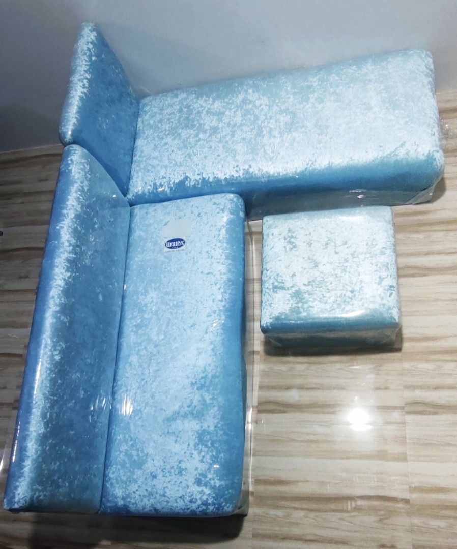 L TYPE uratex sofa on Carousell