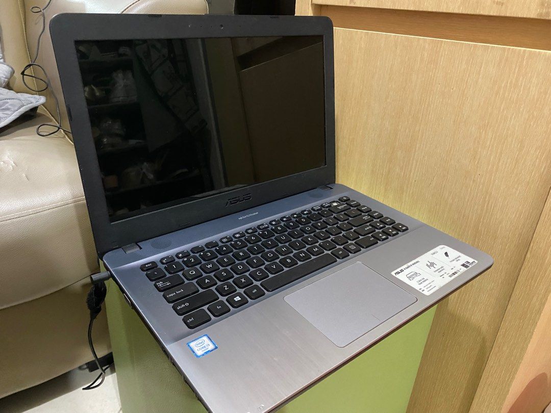 LAPTOP ASUS X441U inter core i3 gen6 RAM 4GB HDD 1TB on Carousell