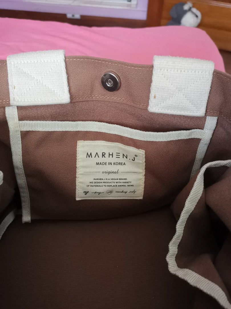 Mahen J, Women's Fashion, Bags & Wallets, Shoulder Bags on Carousell