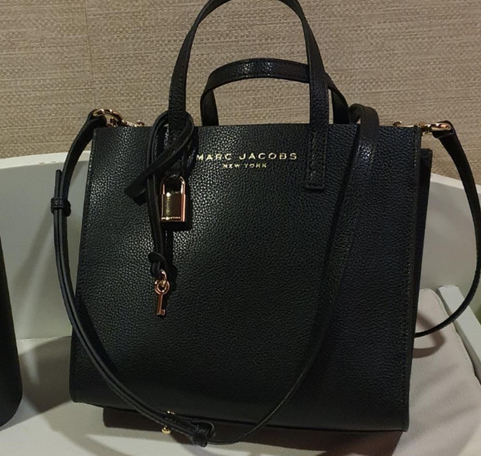 Marc Jacobs Mini Grind NBU, Barang Mewah, Tas & Dompet di Carousell