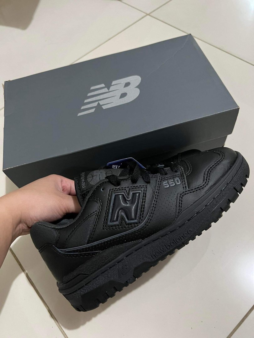 NB 550 triple black, Men's Fashion, Footwear, Sneakers on Carousell