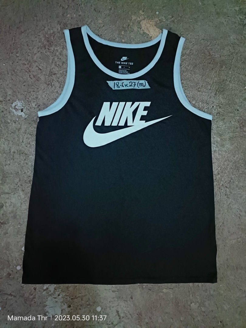 Nike sando on Carousell