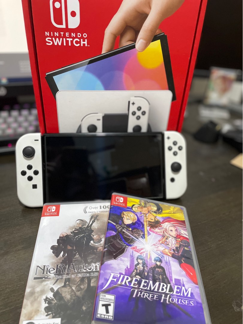 Nintendo Switch Oled White, Hobbies & Toys, Toys & Games on Carousell