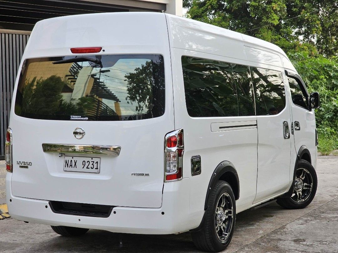 Nissan Urvan NV350 PREMIUM Auto on Carousell