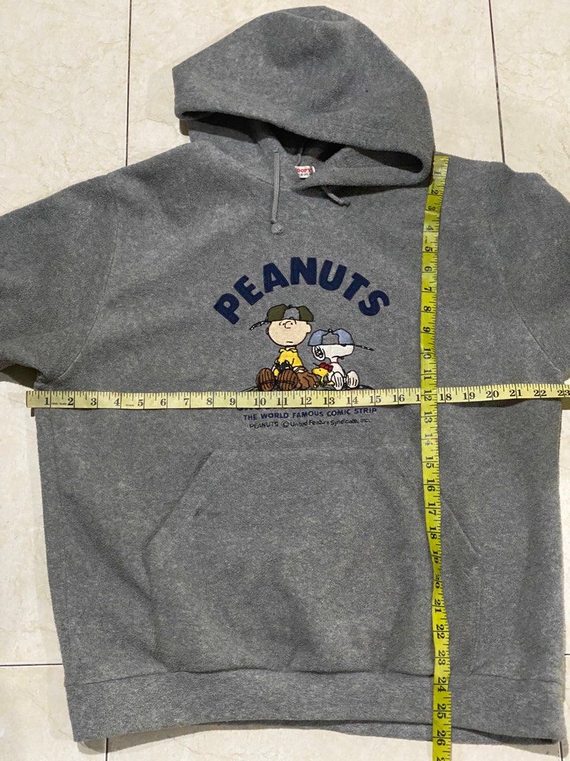 PEANUTS-SNOOPY & FREINDS, Men's Fashion, Tops & Sets, Hoodies on Carousell