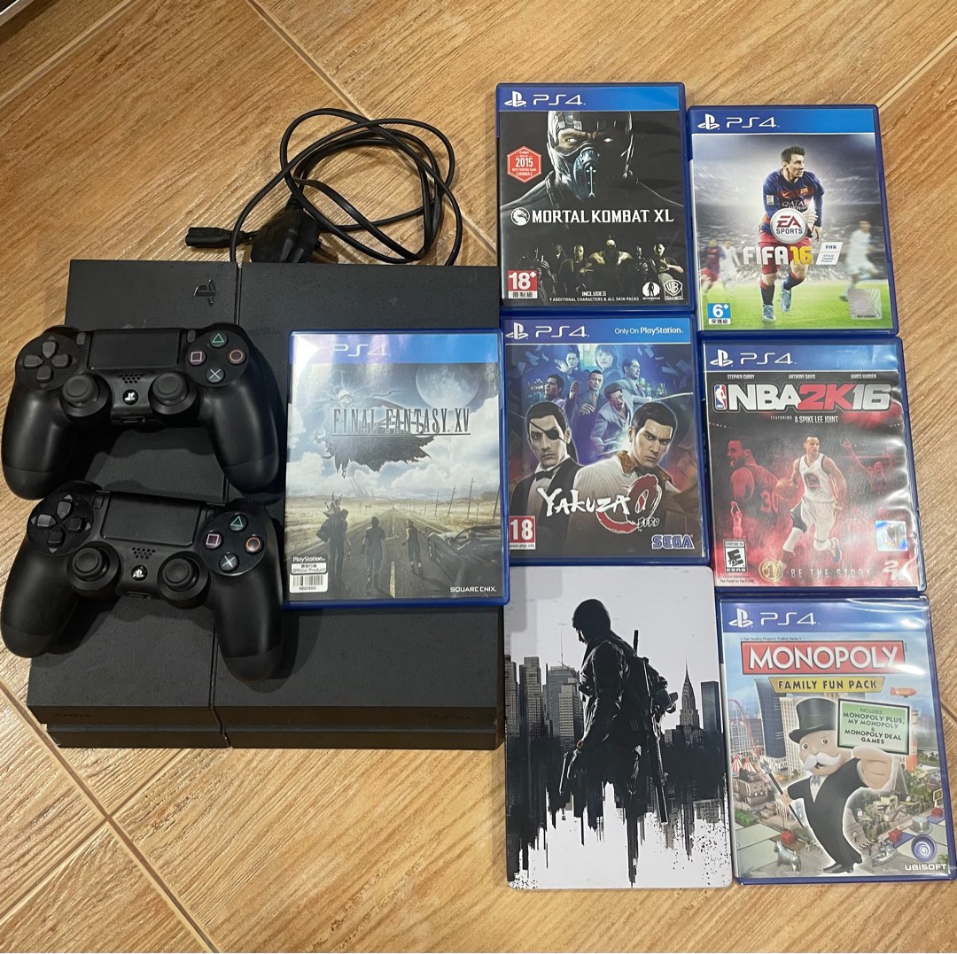 PS4 500GB with 2 controllers and 7 games, Video Gaming, Video Game ...