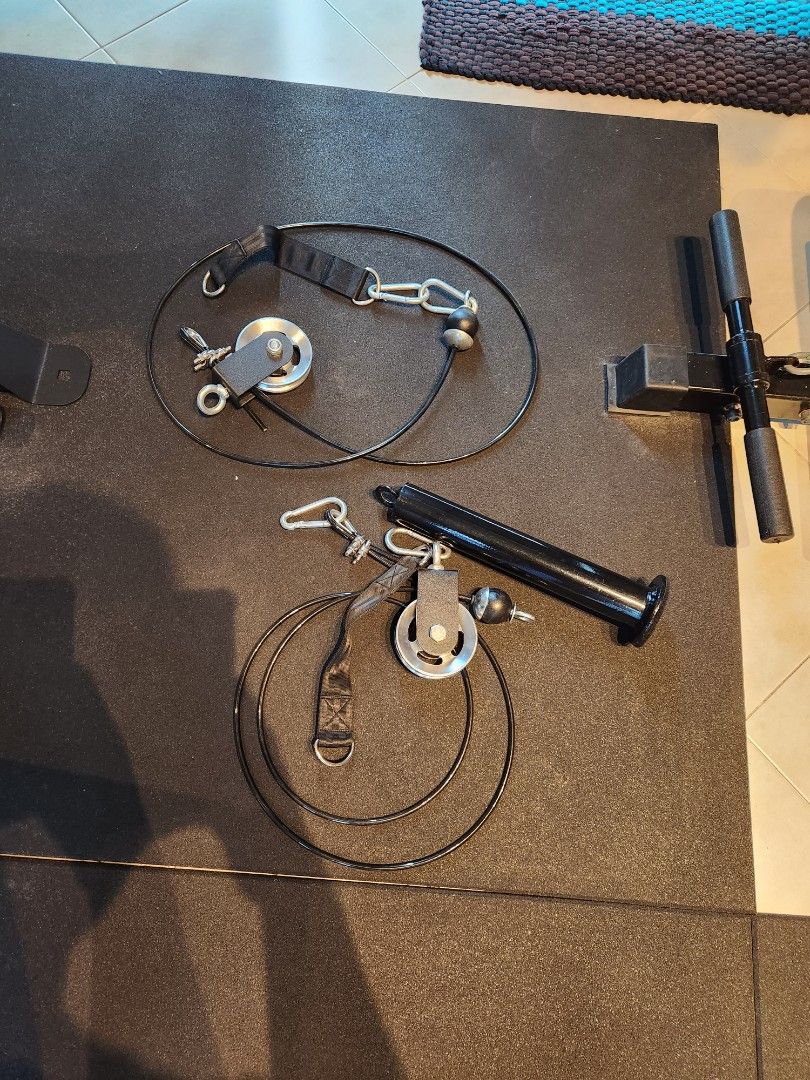 Pulley cables x2 with weight plate holder, Sports Equipment, Exercise ...