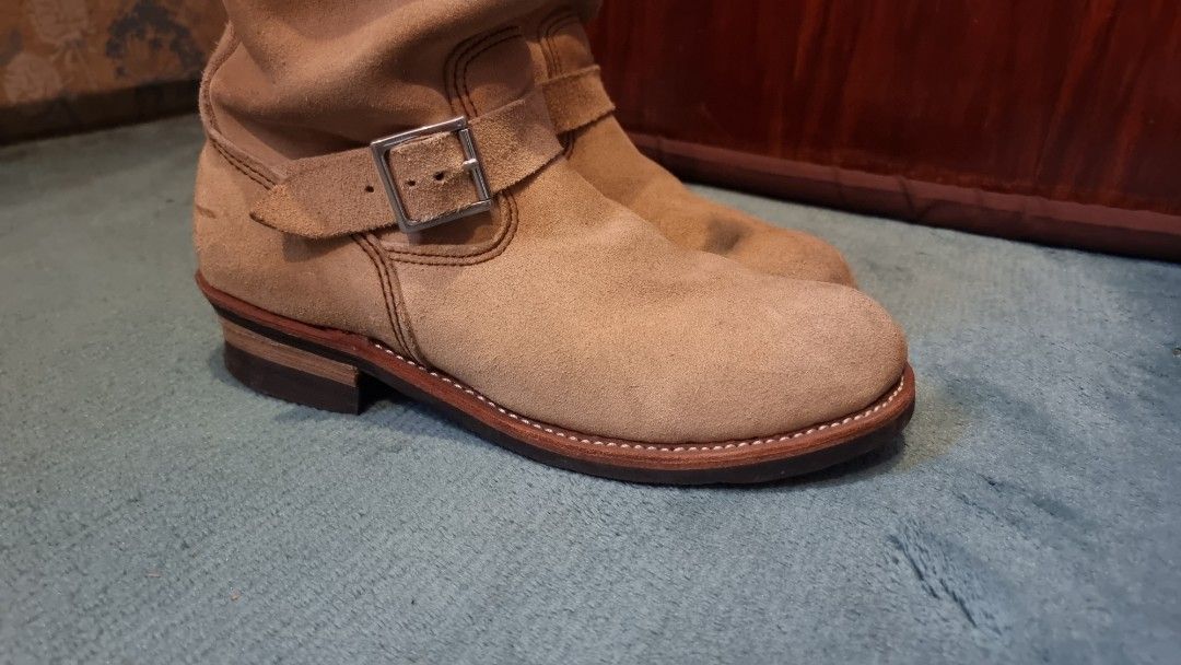 Red wing japan boots roughout, Men's Fashion, Footwear, Boots on Carousell