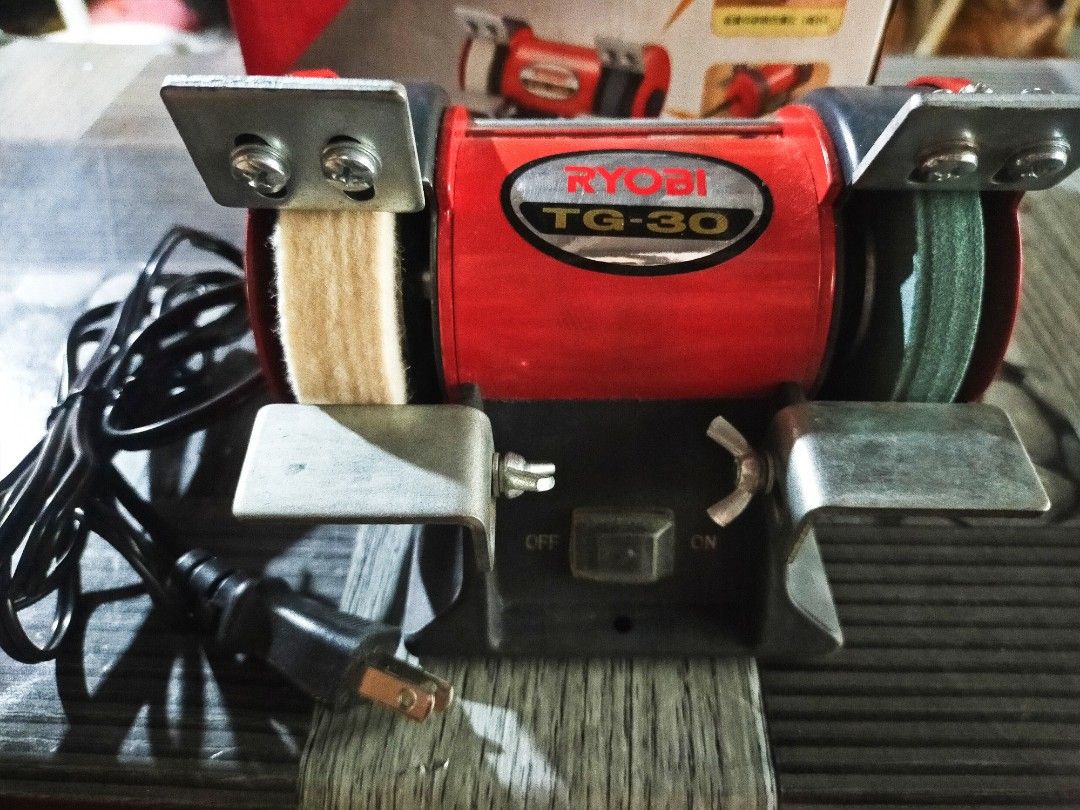 RYOBI TG-30 Desktop grinder, Furniture & Home Living, Home Improvement & Organization, Home ...