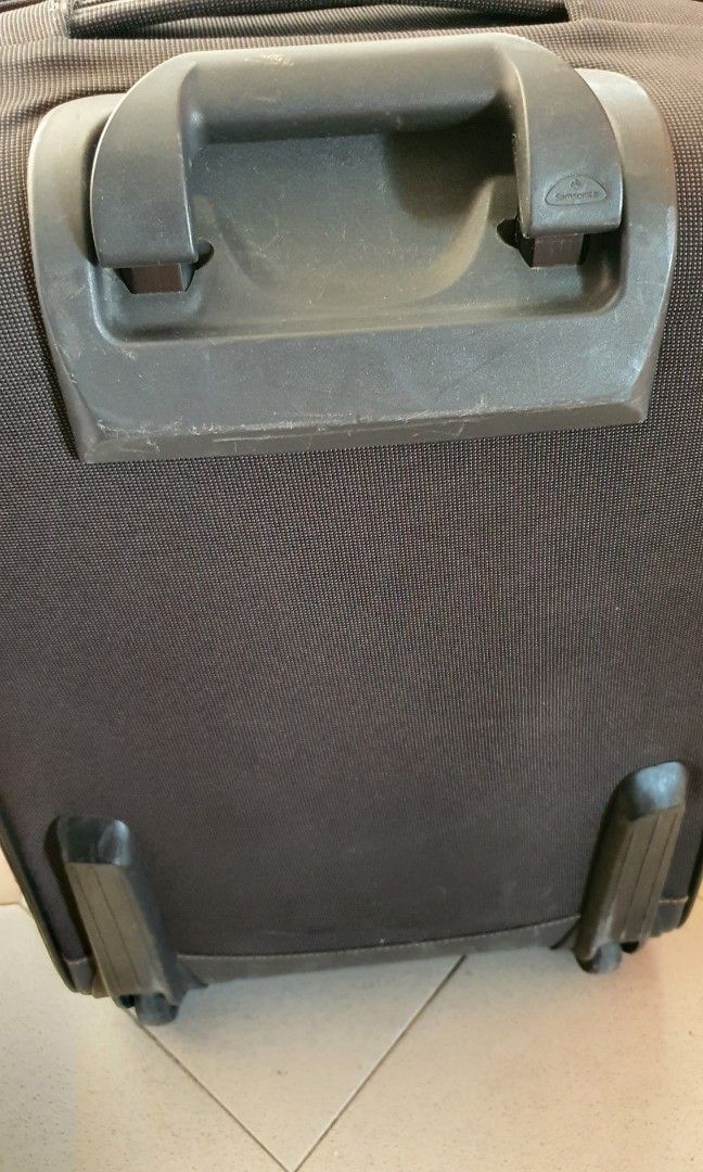 Samsonite 2-wheels luggage (read description), Hobbies & Toys, Travel ...