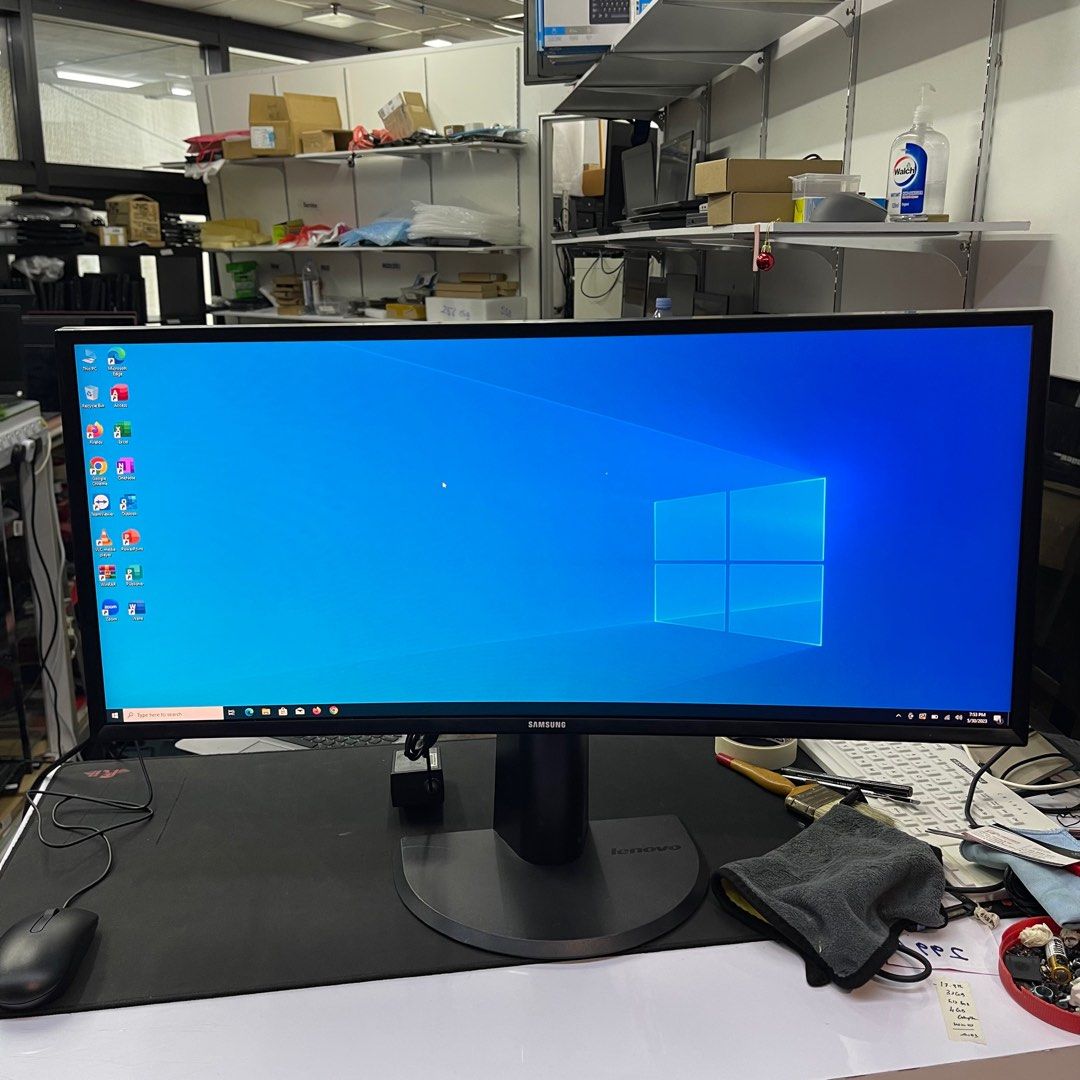 Samsung Monitor 29 inch curved with HDMI x2 & Display Port x1 without ...