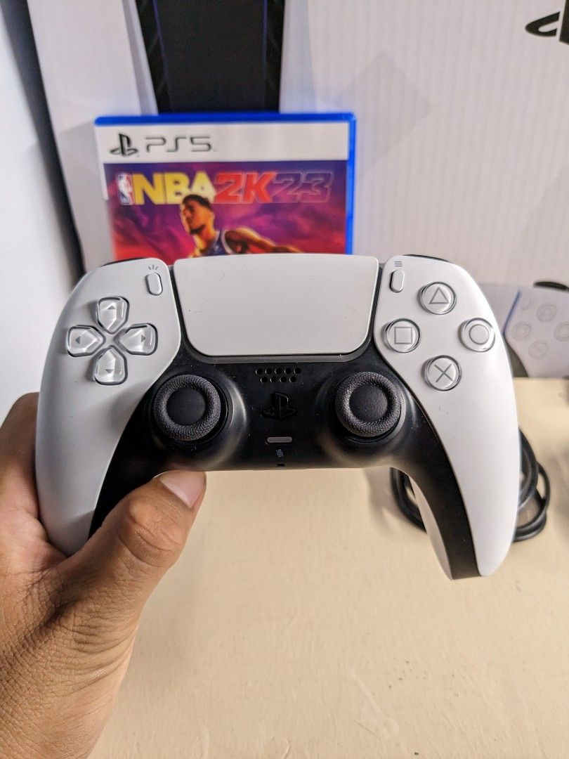 Sony Playstation 5 / PS5 Console Disc Edition CFI-1218A with NBA 2k23 ...
