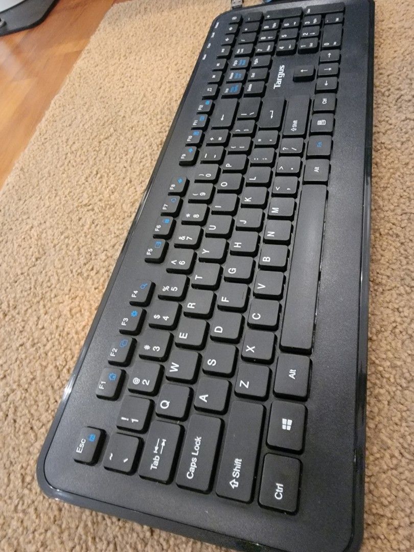Targus wireless keyboard, Computers & Tech, Parts & Accessories ...